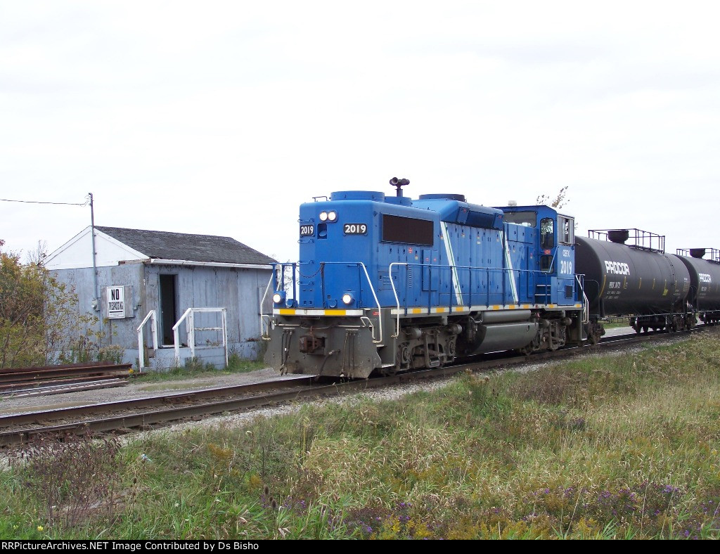 CEFX 2019 pulling past the crew office